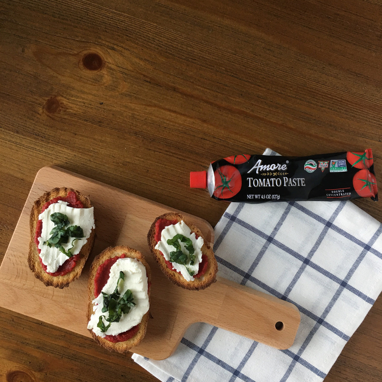 Pizza Crostini – Amore